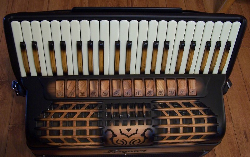 Bugari 288 Xoana Accordion