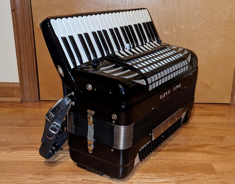 Excelsior Model 720 Accordion