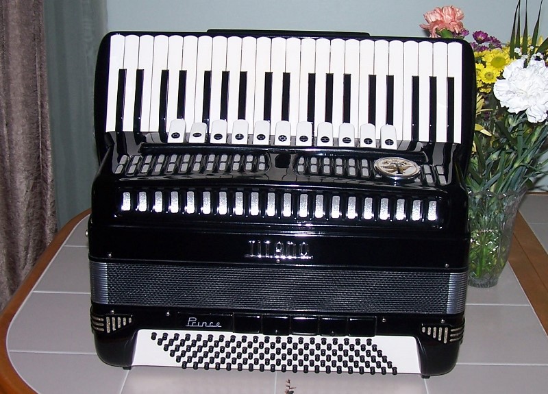 Titano Prince Cassotto Accordion
